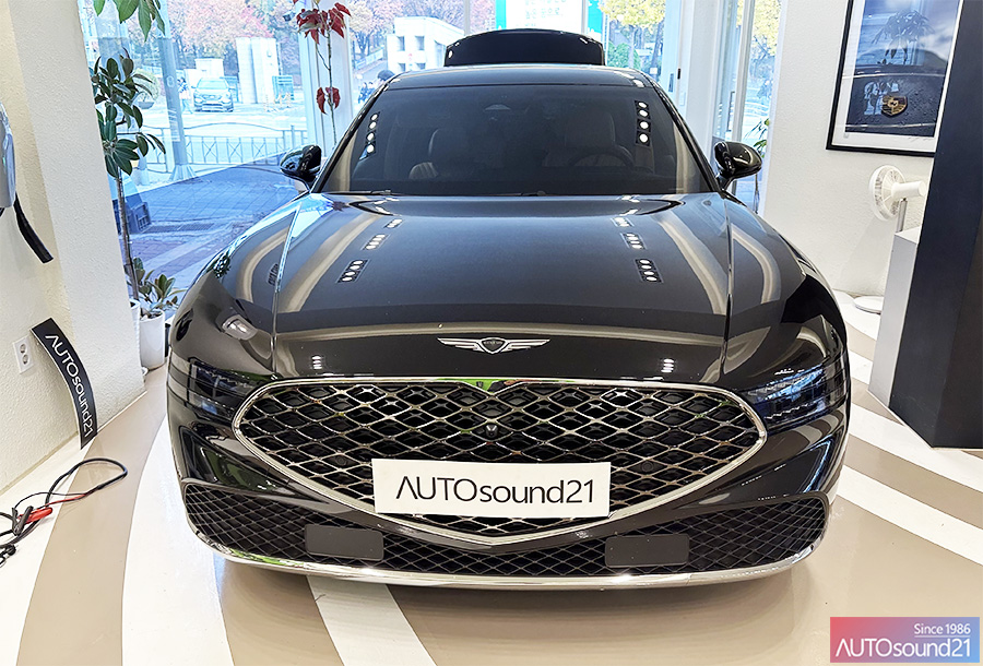 현대 제네시스 G90 2022년식 기존 차량에 사용하던 하이브리드 파워켑 30F을 신차에 옮겨 장착합니다.